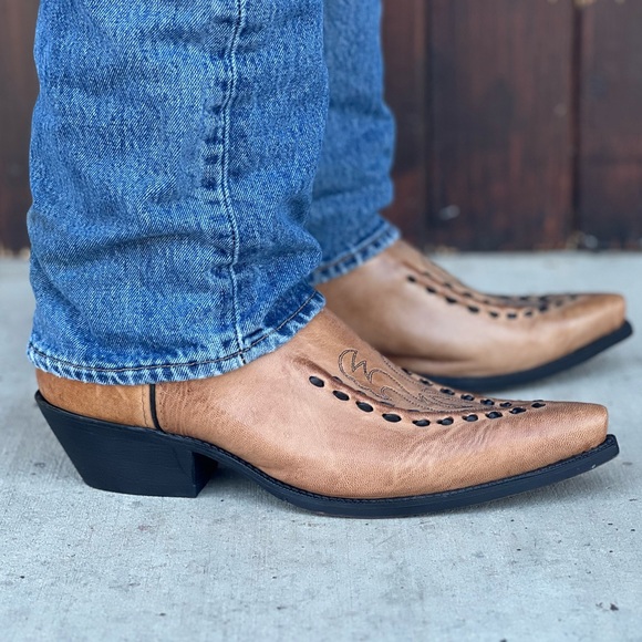 Laredo | Shoes | Leather Western Boot Cowboy Boots Pointy Toe Heeled ...